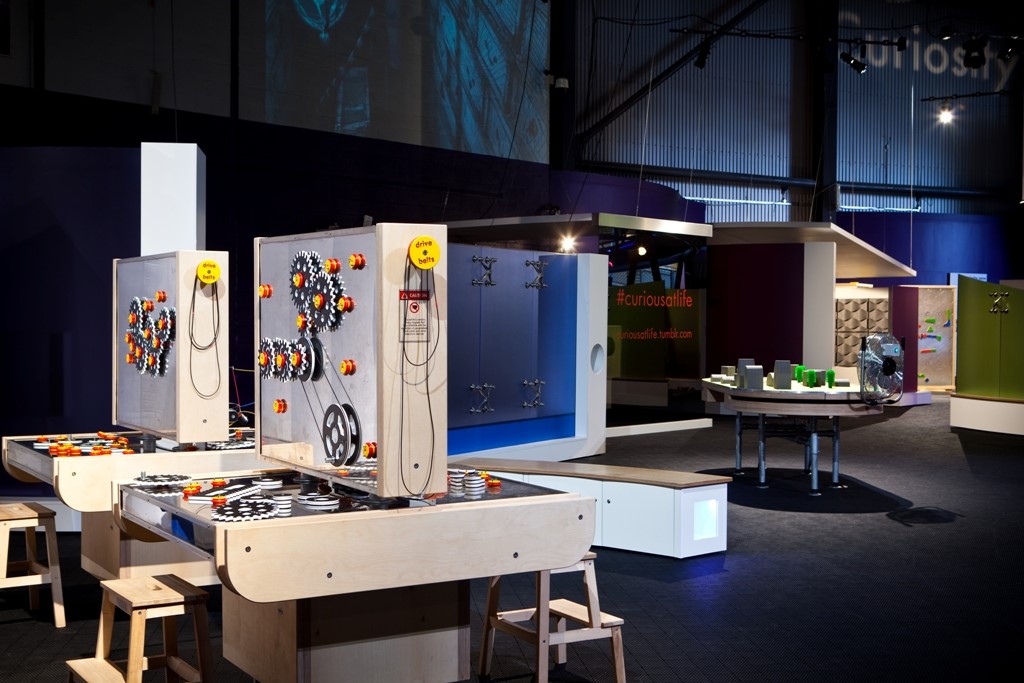 Exhibit and exhibition development - SCIENCE CENTRES INTERNATIONAL